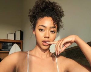 Bella Harris - 15 Facts, Dating Drake, Age, Birthday, Bio